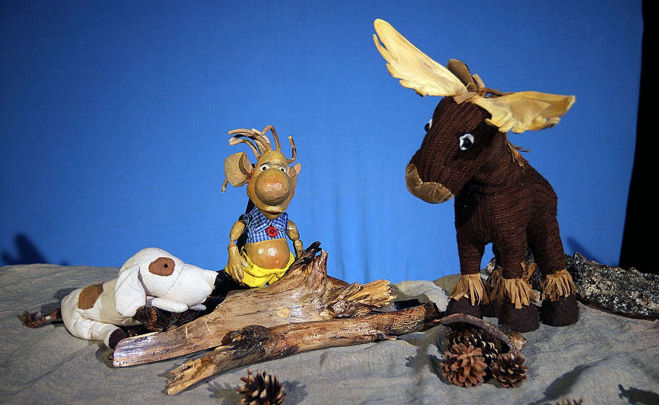 Inszenierungen Emil Elch sucht einen Freund – Kobalt Figurentheater Lübeck