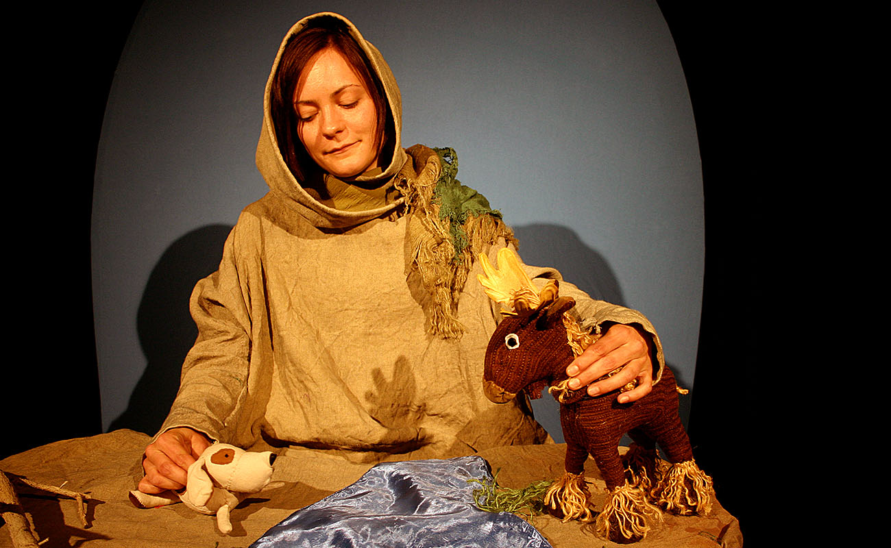 Inszenierungen Emil Elch sucht einen Freund – Kobalt Figurentheater Lübeck