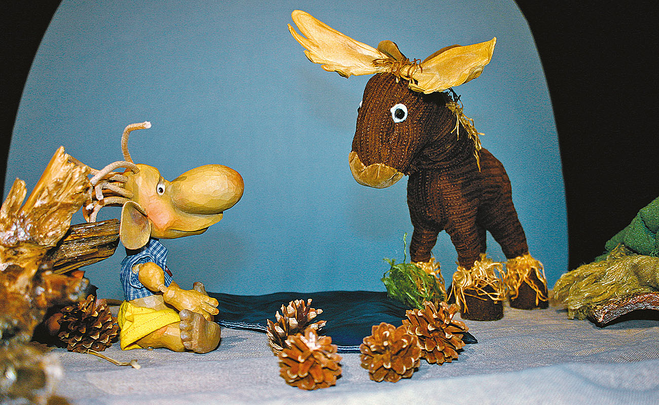 Inszenierungen Emil Elch sucht einen Freund – Kobalt Figurentheater Lübeck